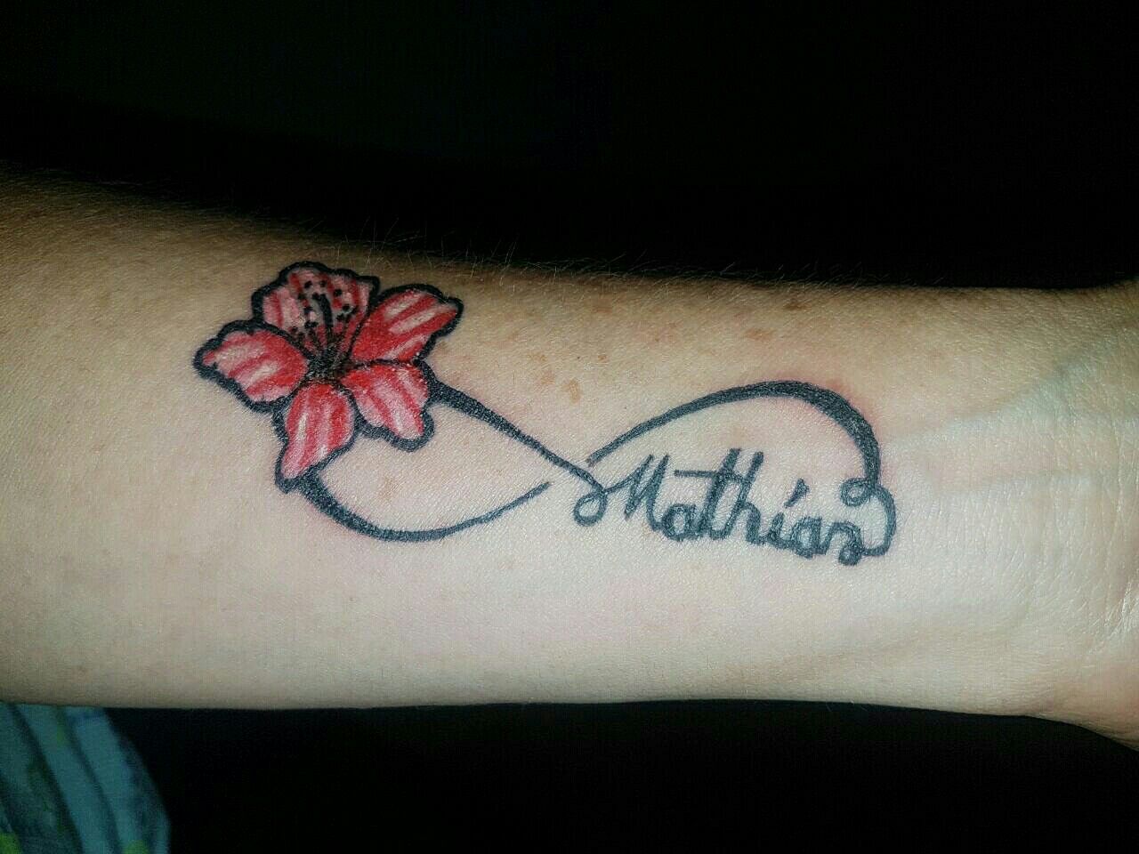 Tatuajes de nombres mathias